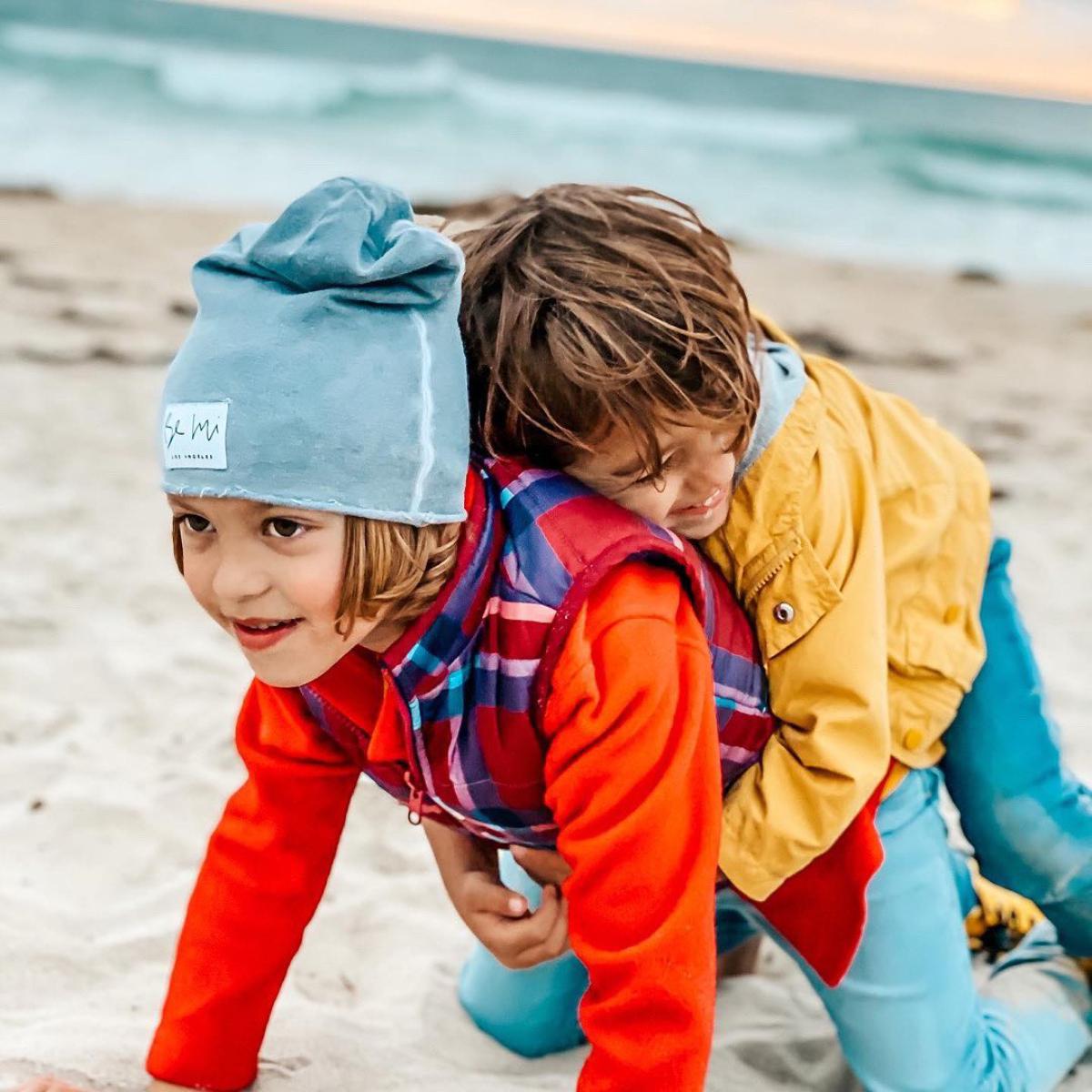 Children_s_casual_fashion_561489cd-ae9a-47cb-9ec5-08e1c473424b ...